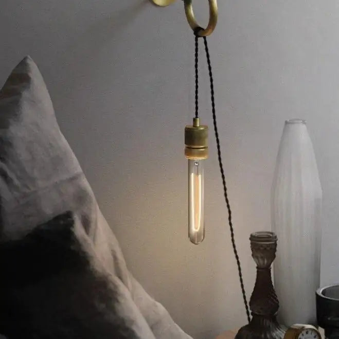 Glassbulb Wall Light – AKIRA-PRO-SUPPLIES